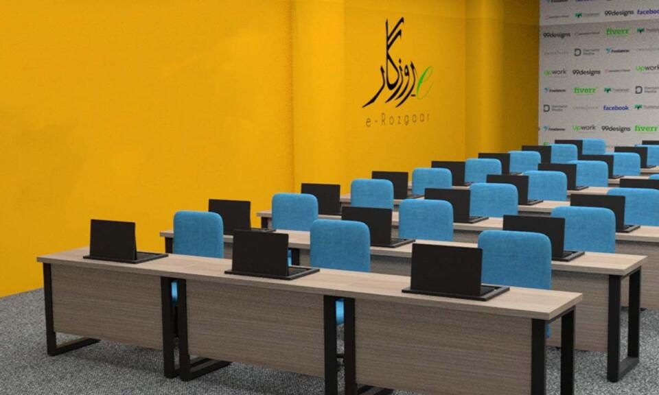 IT Ministry Launches 14 e-Rozgaar Centers to Boost Freelancing in Pakistan